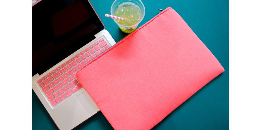 The 7 Best Laptop Cases to Properly Take Care of Your Computer - Grit ...