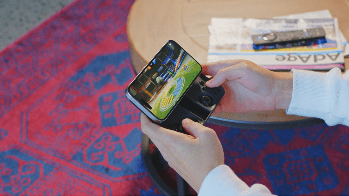 MCON: The Pocket-Sized Gaming Controller Redefining Mobile Gaming ...